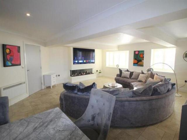2 Bedroom Shared Living/roommate Lancs Lancashire 98834483