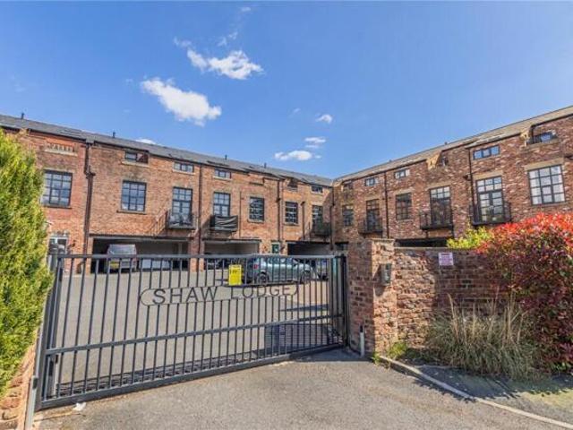 2 Bedroom Shared Living/roommate Lancs Rochdale 101777726