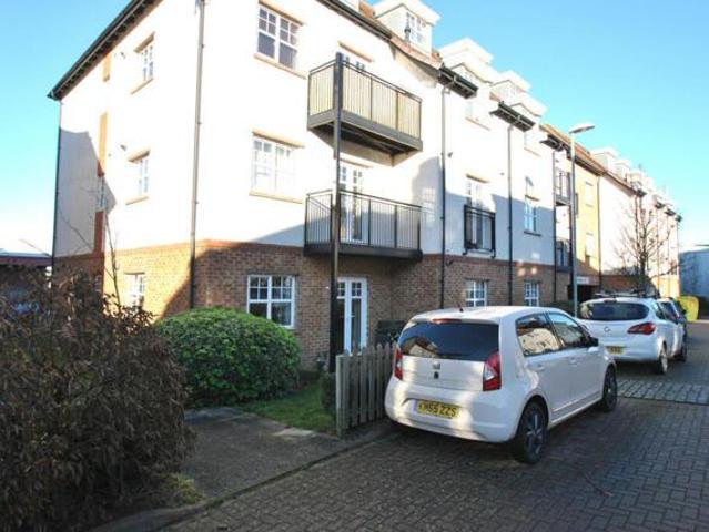 2 Bedroom Shared Living/roommate Letchworth Hertfordshire 99345141