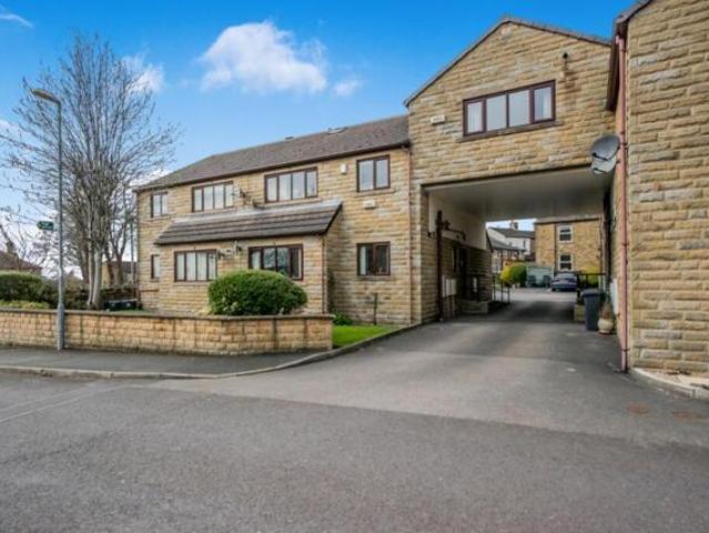2 Bedroom Shared Living/roommate Liversedge Kirklees LS100615098