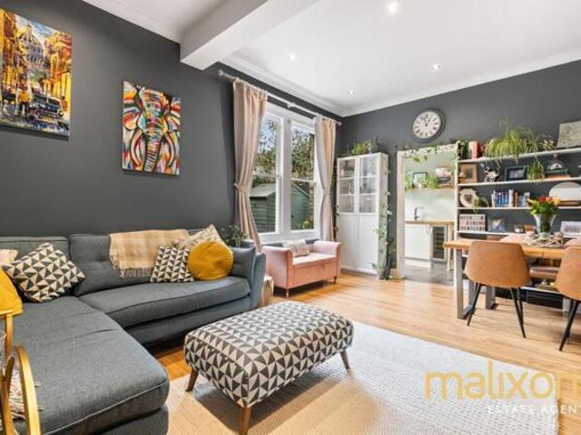 2 Bedroom Shared Living/roommate London Greater London 99344872