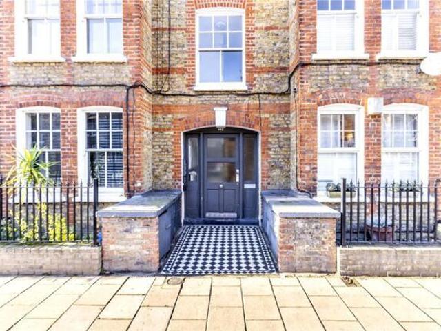 2 Bedroom Shared Living/roommate London Greater London 99345095