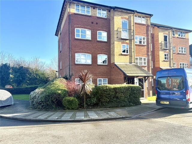 2 Bedroom Shared Living/roommate London Greater London 99437178