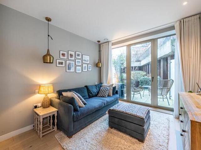 2 Bedroom Shared Living/roommate London Greater London 99688365