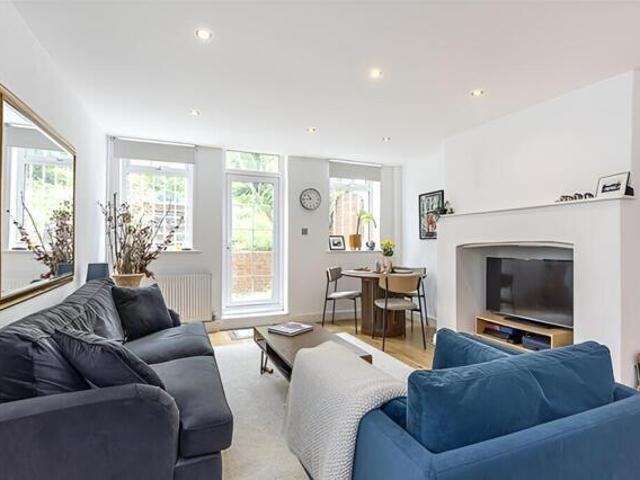 2 Bedroom Shared Living/roommate London Greater London 99608157