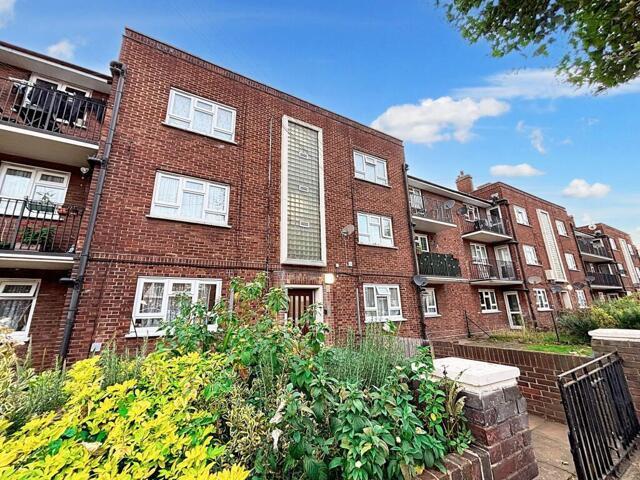 2 Bedroom Shared Living/roommate London Greater London 99840554