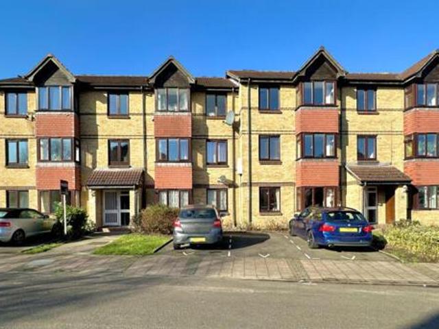 2 Bedroom Shared Living/roommate London Greater London 100786471
