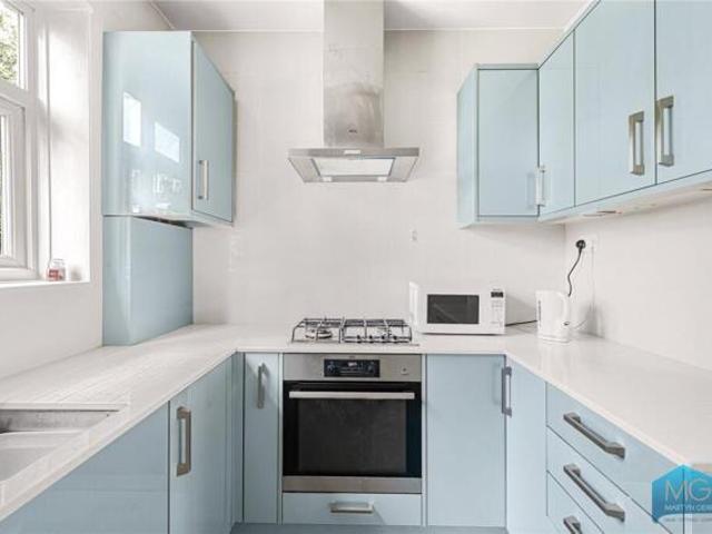 2 Bedroom Shared Living/roommate London Greater London LS100132219