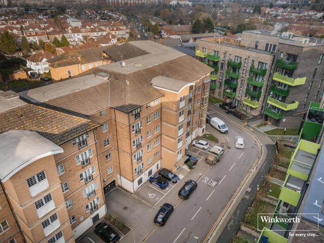 2 Bedroom Shared Living/roommate London Greater London LS100132634