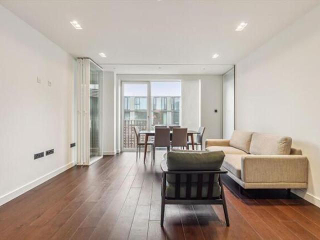 2 Bedroom Shared Living/roommate London Greater London LS100398215