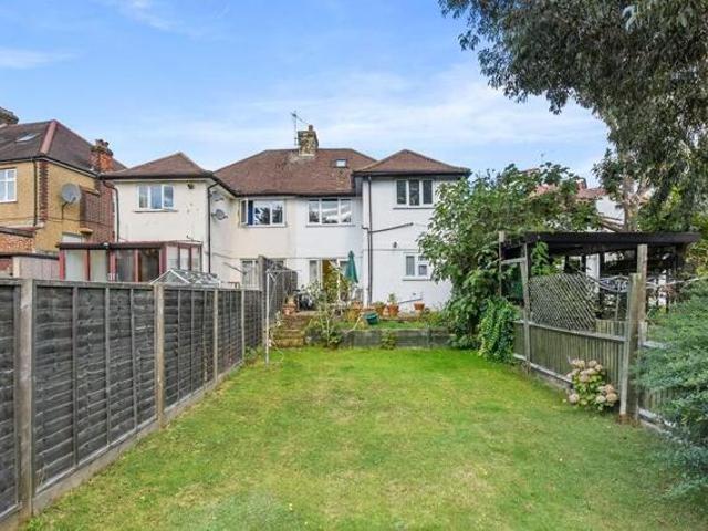 2 Bedroom Shared Living/roommate London Greater London LS100426539