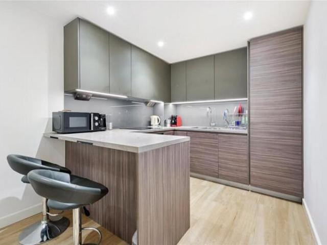 2 Bedroom Shared Living/roommate London Greater London LS100503498