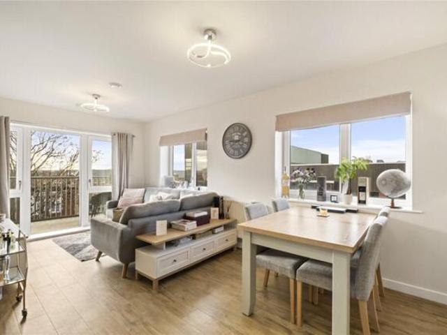 2 Bedroom Shared Living/roommate London Greater London LS101678180