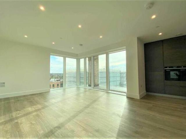 2 Bedroom Shared Living/roommate London Greater London LS101678288