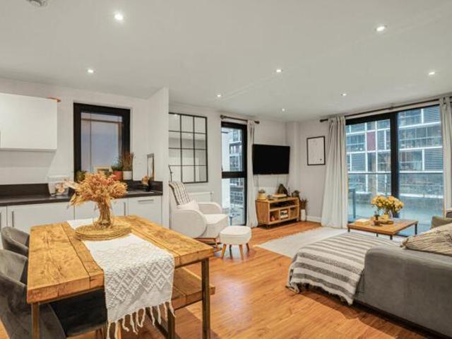 2 Bedroom Shared Living/roommate London Greater London LS101777718