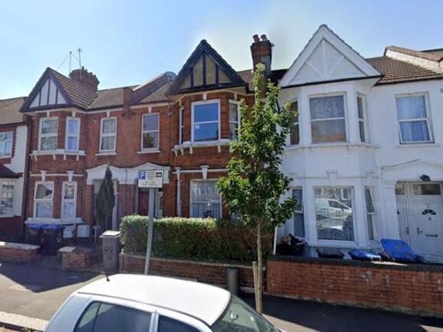 2 Bedroom Shared Living/roommate London Greater London LS101796884