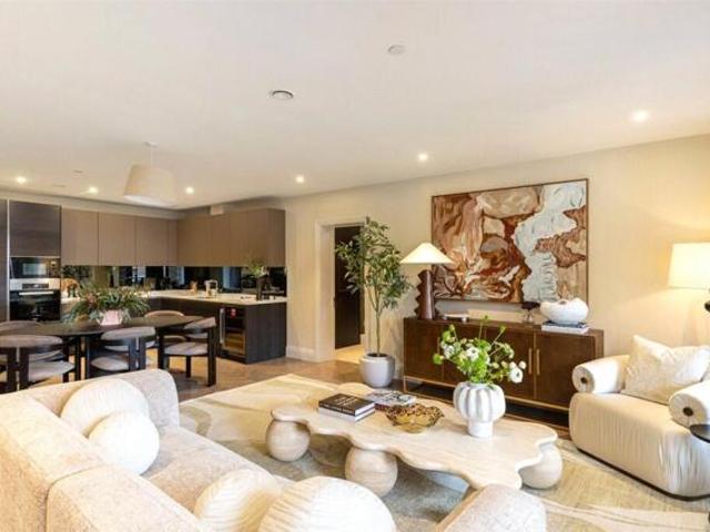2 Bedroom Shared Living/roommate London Greater London LS99437336