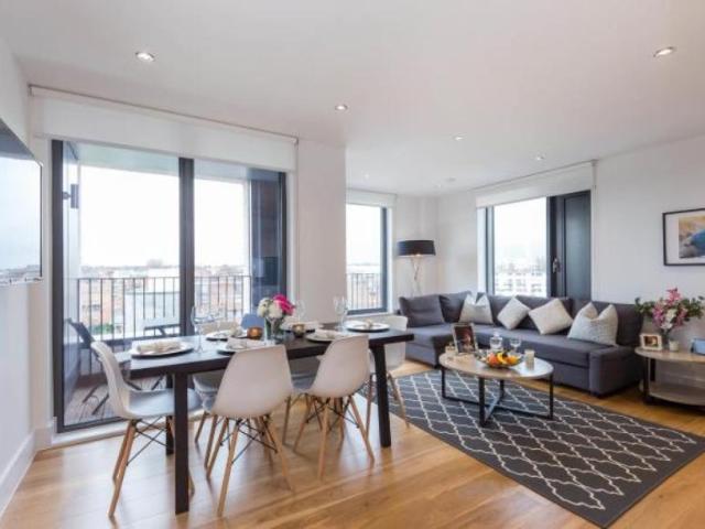 2 Bedroom Shared Living/roommate London London 90561265