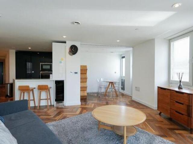 2 Bedroom Shared Living/roommate Londres Great London 101676072