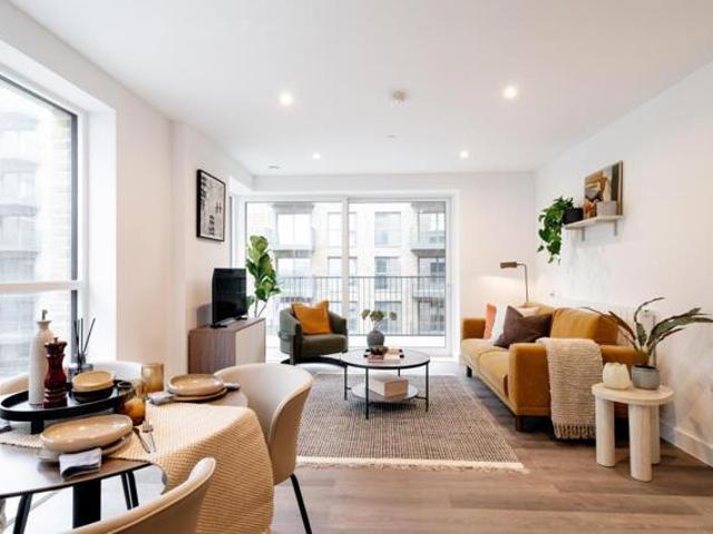 2 Bedroom Shared Living/roommate Londres Great London 101727750