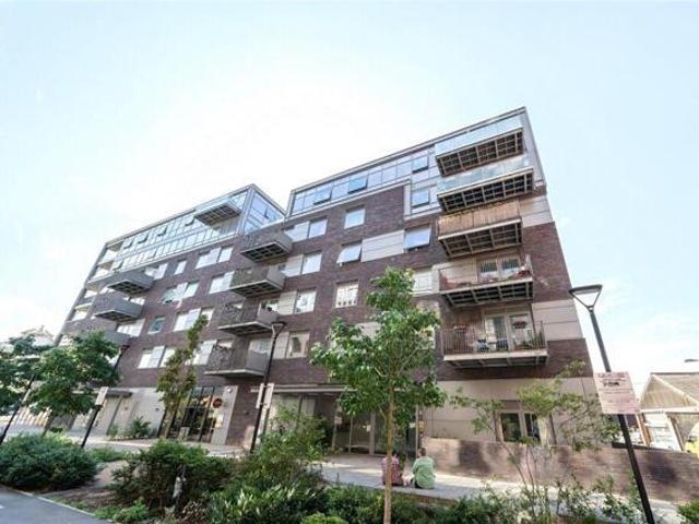2 Bedroom Shared Living/roommate Londres Great London 99029326