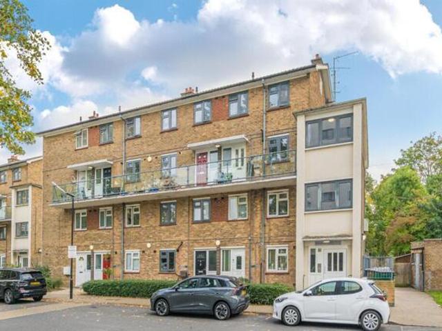 2 Bedroom Shared Living/roommate Londres Greater London 100132591