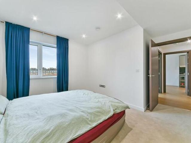2 Bedroom Shared Living/roommate Londres Greater London 100366255