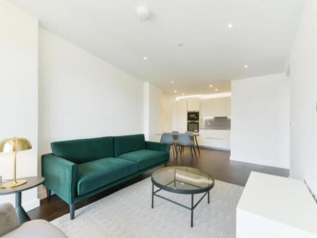 2 Bedroom Shared Living/roommate Londres Greater London 98648793