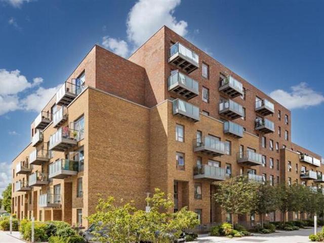 2 Bedroom Shared Living/roommate Londres Greater London LS98477218