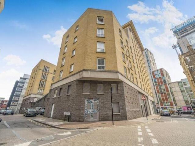 2 Bedroom Shared Living/roommate Londres Greater London LS100953396
