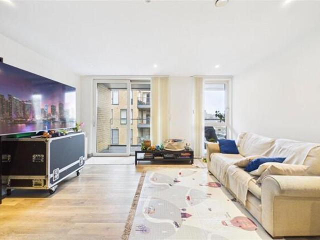 2 Bedroom Shared Living/roommate Londres Greater London LS100398670