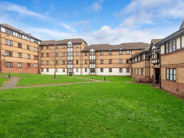 2 Bedroom Shared Living/roommate Londres Greater London LS100398113