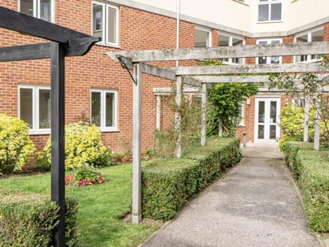 2 Bedroom Shared Living/roommate Paignton Devon LS98404383