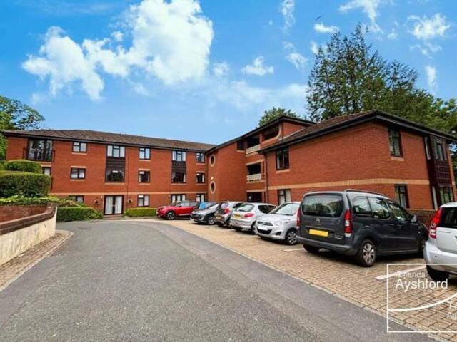 2 Bedroom Shared Living/roommate Paignton Devon 101996198