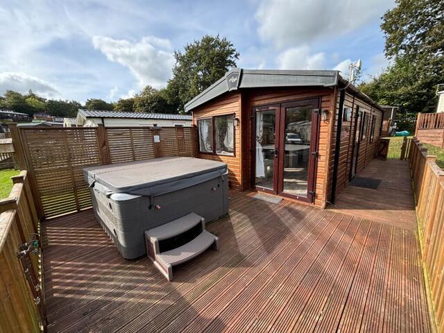 2 Bedroom Shared Living/roommate Paignton Torbay 100855164