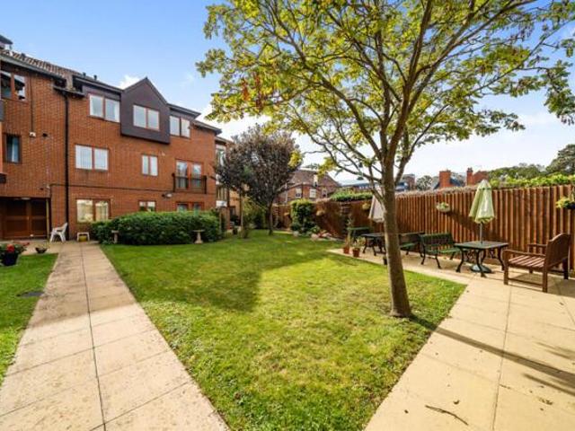 2 Bedroom Shared Living/roommate Peterborough Peterborough 101025402