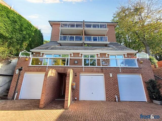 2 Bedroom Shared Living/roommate Poole Poole 99161604
