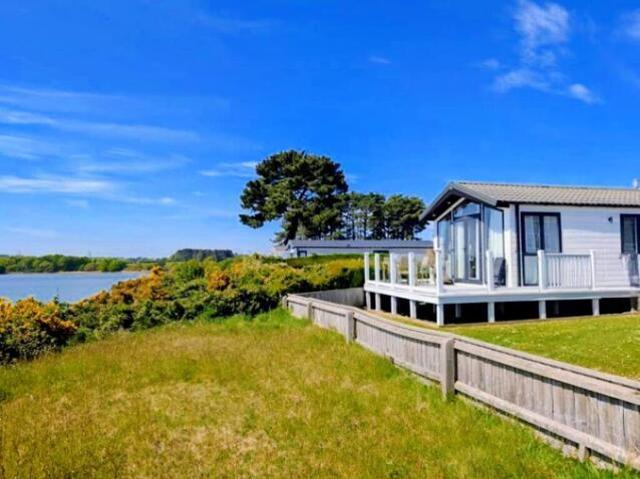 2 Bedroom Shared Living/roommate Poole Poole 99290289