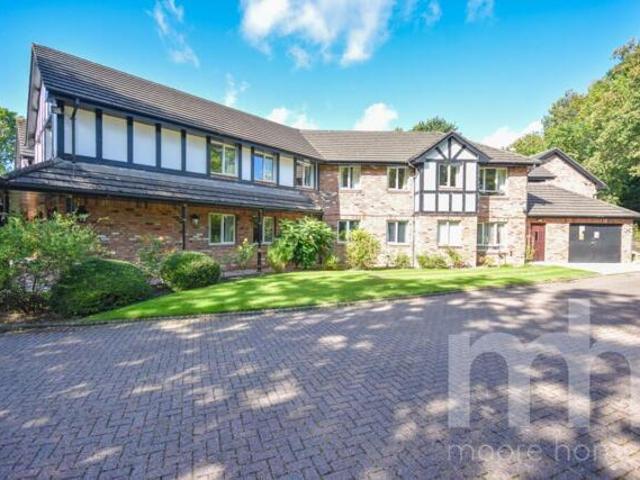 2 Bedroom Shared Living/roommate Poynton Cheshire East 101100208