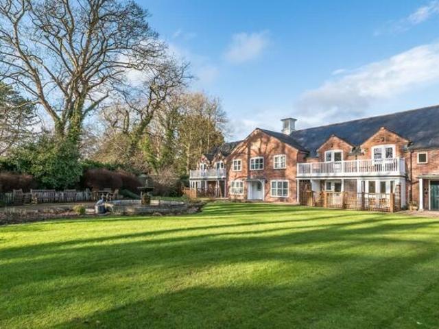 2 Bedroom Shared Living/roommate Prestbury Gloucestershire 101351810