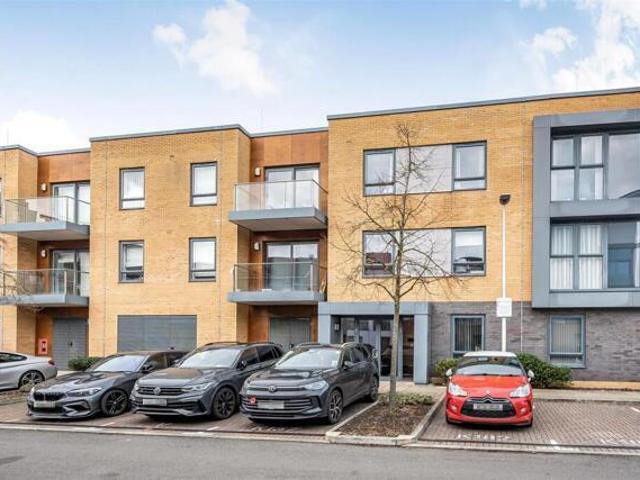 2 Bedroom Shared Living/roommate Reading Reading 98233345