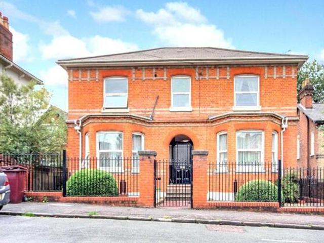 2 Bedroom Shared Living/roommate Reading Reading 98968873