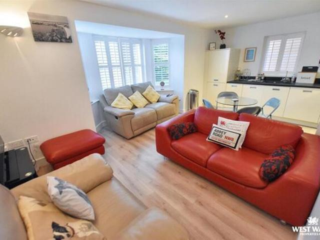 2 Bedroom Shared Living/roommate St. Brides Hill St. Brides Hill LS99237314