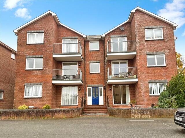 2 Bedroom Shared Living/roommate St. Helens Merseyside LS100578828