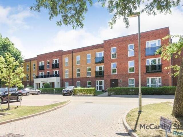 2 Bedroom Shared Living/roommate Stafford Staffordshire LS99642049
