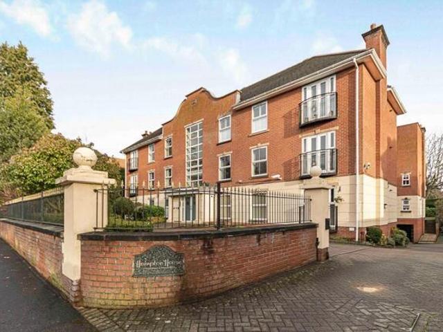 2 Bedroom Shared Living/roommate Stockport Stockport 101777787