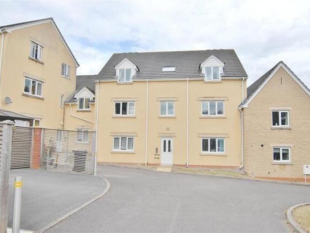 2 Bedroom Shared Living/roommate Stroud Gloucestershire LS93631234