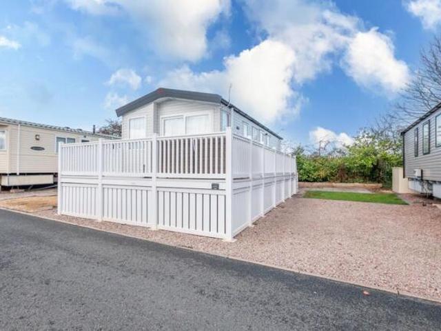 2 Bedroom Shared Living/roommate Stratford Upon Avon Warwickshire 100917425