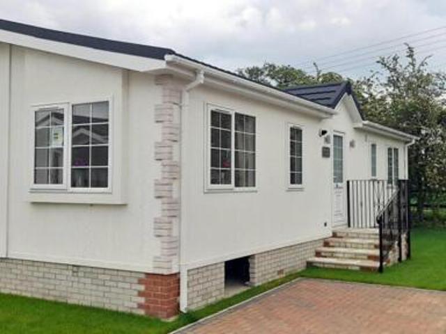 2 Bedroom Shared Living/roommate Suffolk Suffolk 98335823