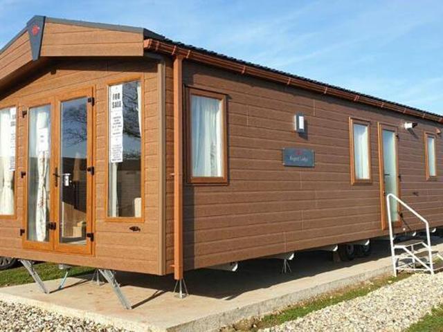 2 Bedroom Shared Living/roommate Suffolk Suffolk 98834354